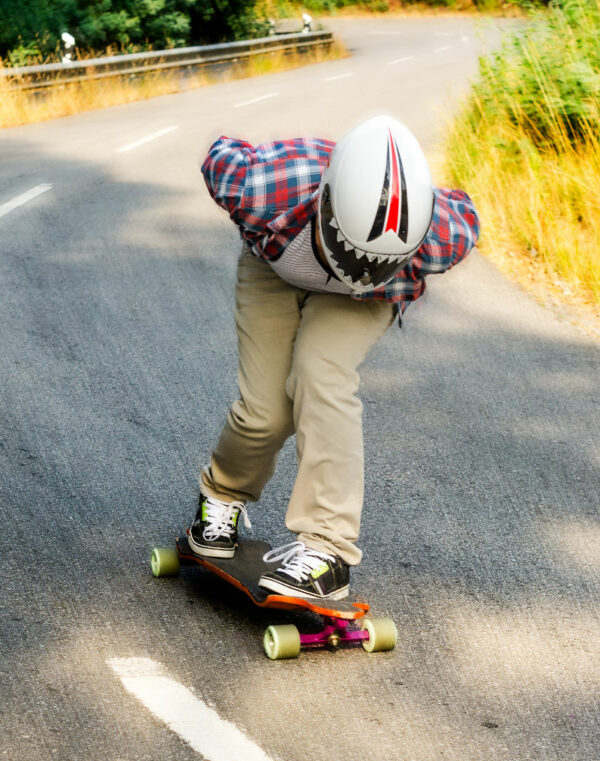 How To Ride An Electric Skateboard. Beginner to Advanced